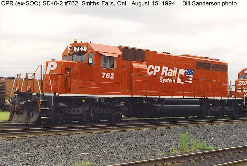 SD40-2 762